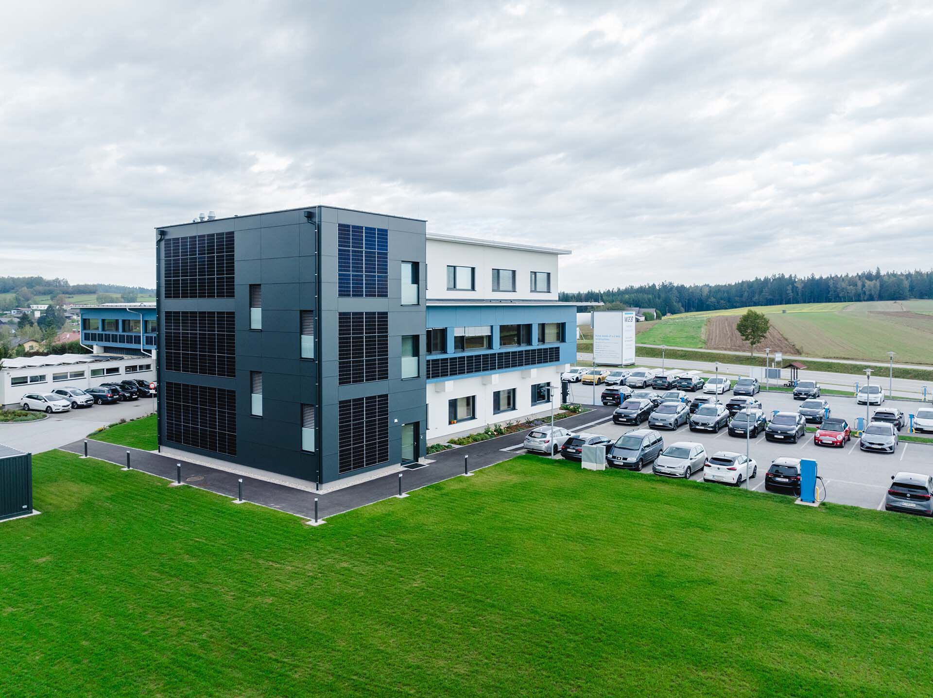 Unsere Projekte: Zubau Bürogebäude W.E.B, Pfaffenschlag | Leyrer+Graf